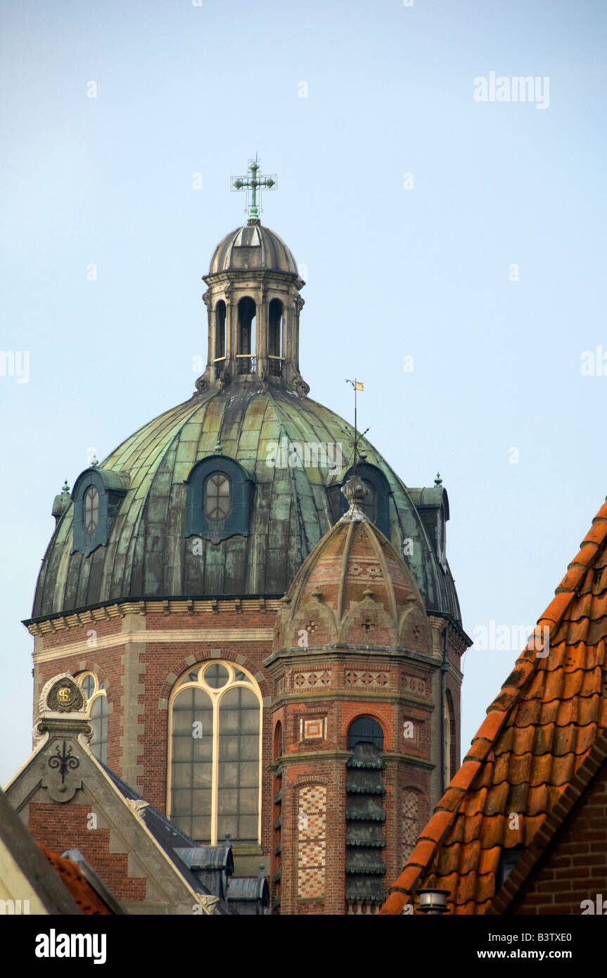 Dutch renaissance style architecture hi-res stock photography and ...