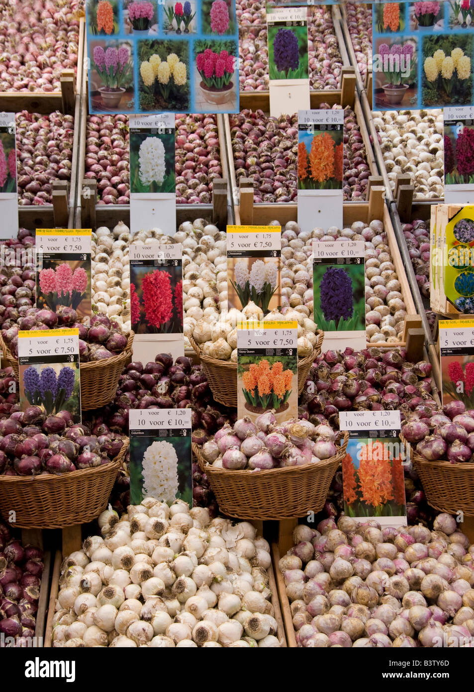 Bulb crates hi-res stock photography and images - Alamy