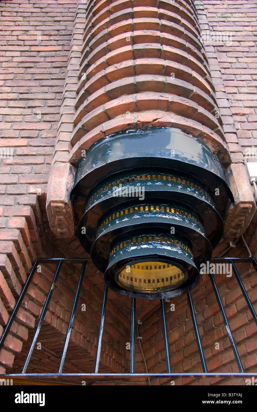 Ornate brick work deco designed building light Stock Photo - Alamy