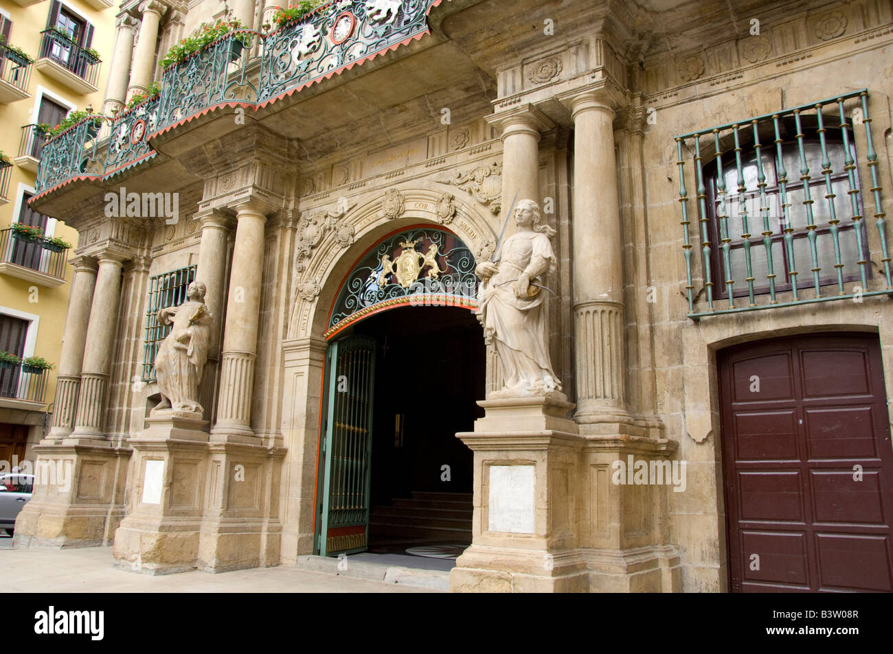 Spain, Pamplona (aka Iruna). City Hall Stock Photo - Alamy