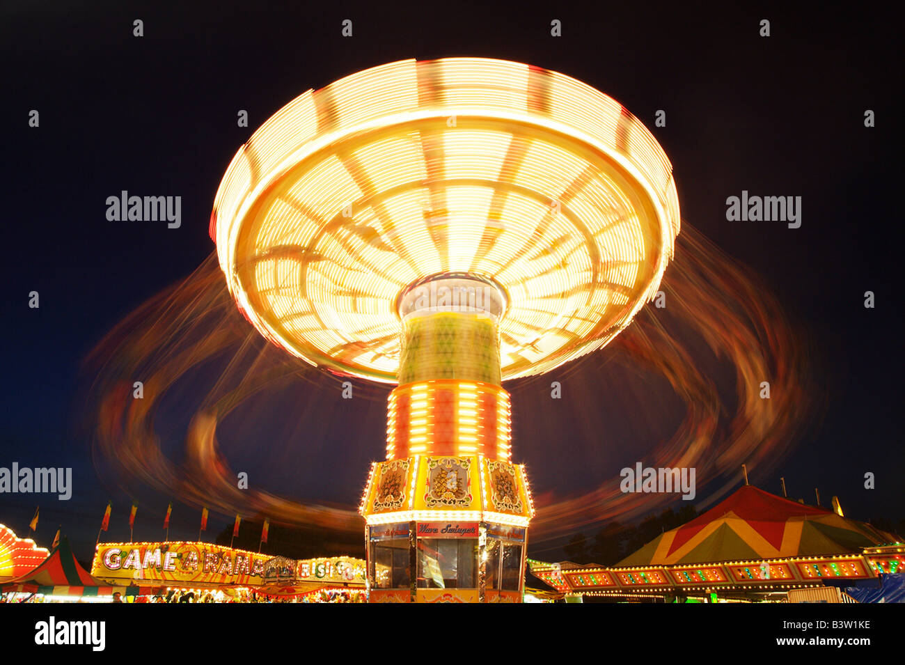 Tilt a whirl hi-res stock photography and images - Alamy