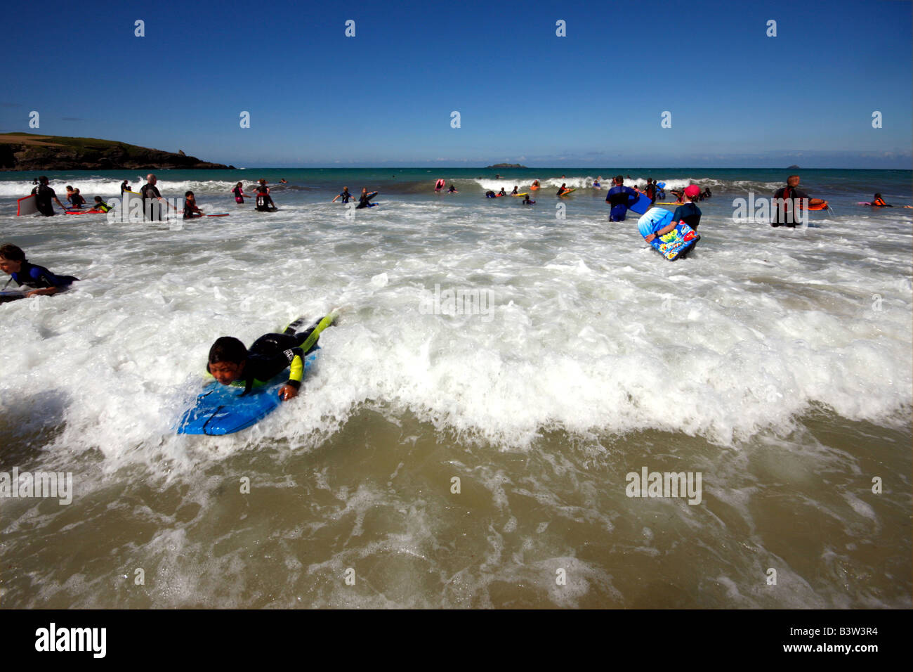 Cornwall surf waves hi-res stock photography and images - Alamy