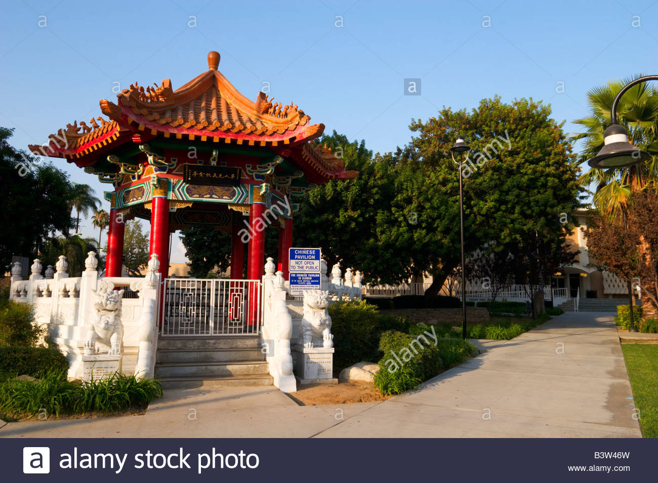 Chinese Memorial High Resolution Stock Photography and Images - Alamy