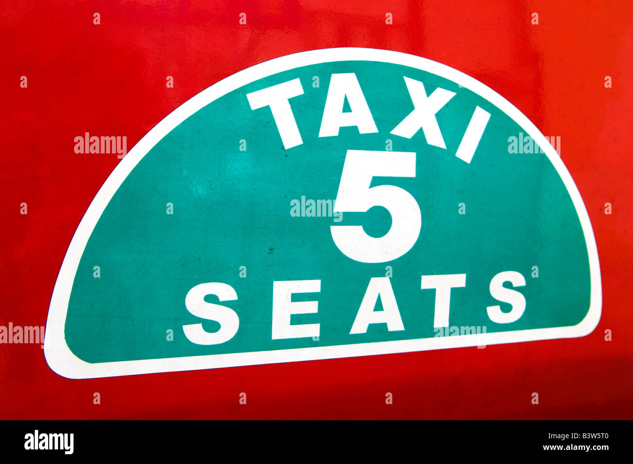Taxi sign Hong Kong Stock Photo - Alamy