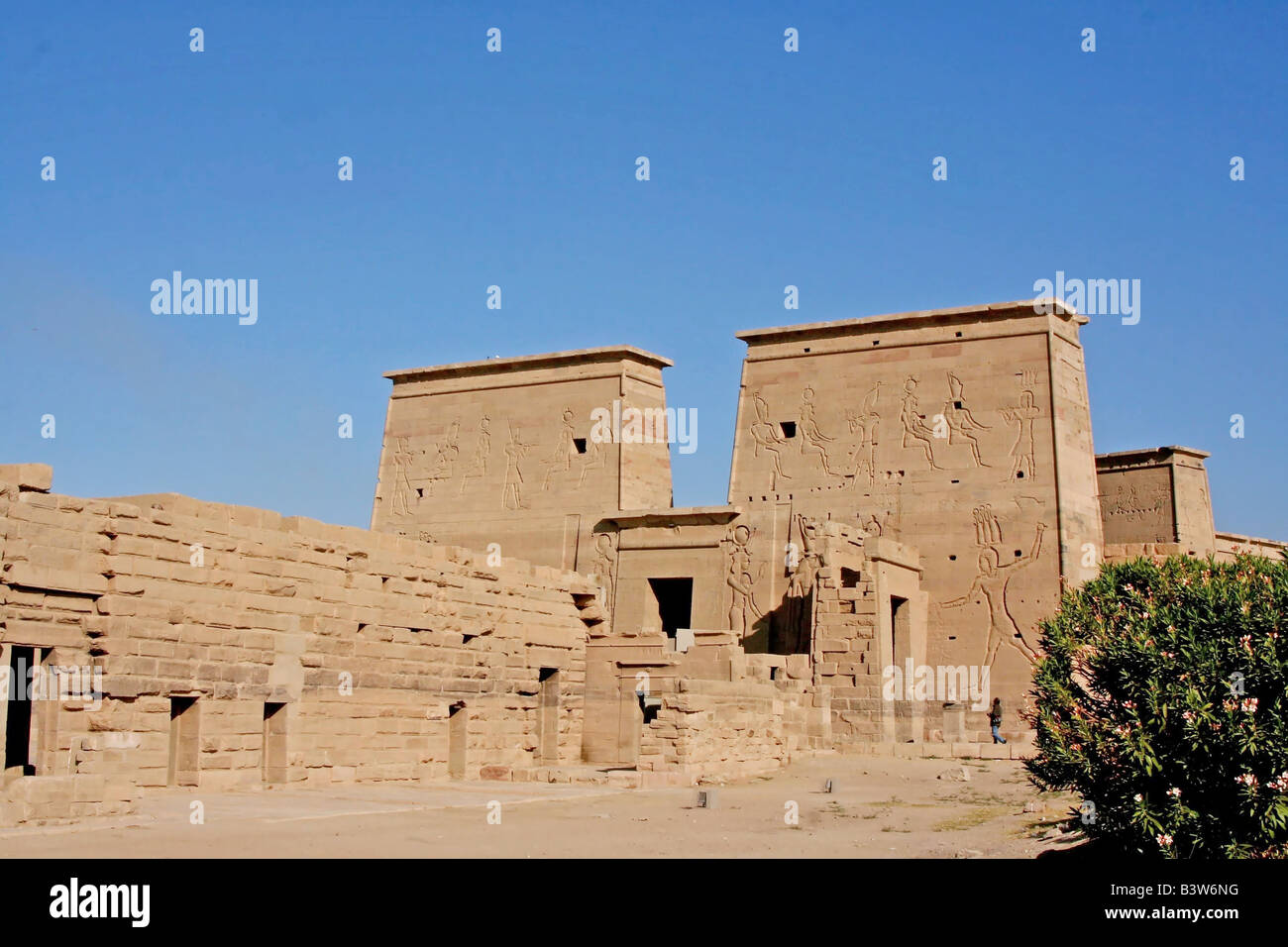 Monuments philae temple hi-res stock photography and images - Alamy