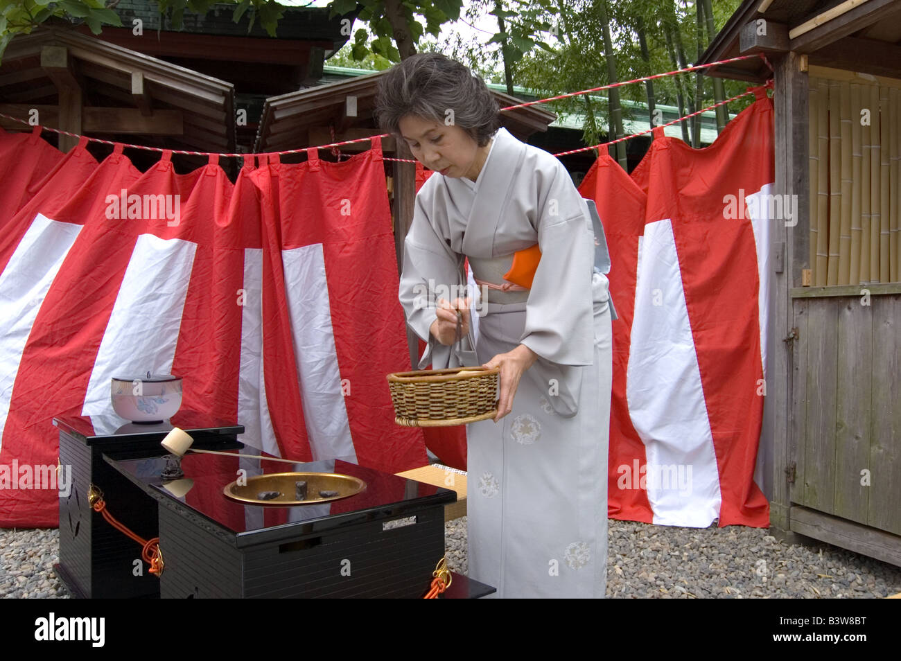 Tea ceremony at a Shinto Shrine Tokyo Japan Stock Photo - Alamy