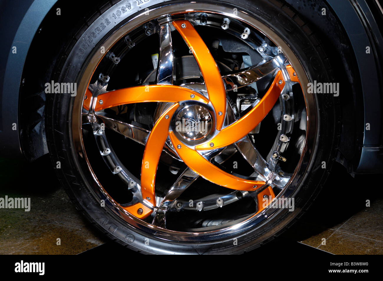 Custom car rims hi-res stock photography and images - Alamy