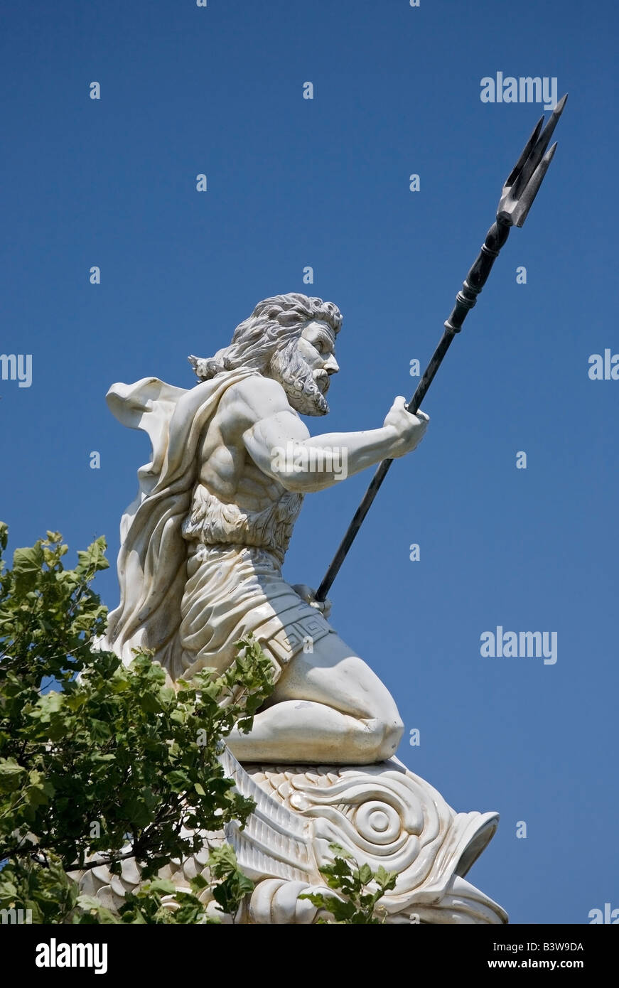 Statue of neptune hi-res stock photography and images - Alamy