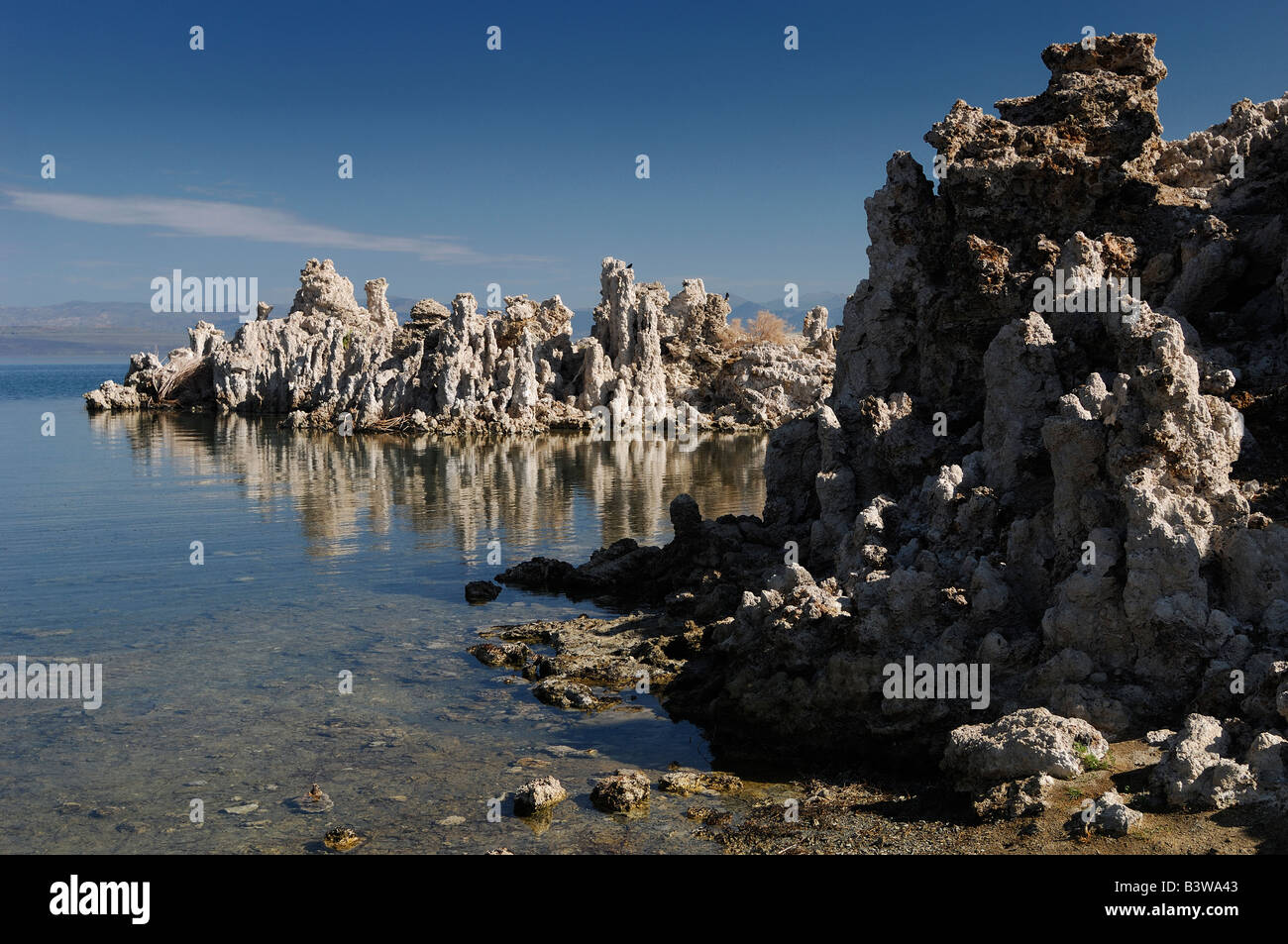 General landscape of Mono Lake Stock Photo - Alamy