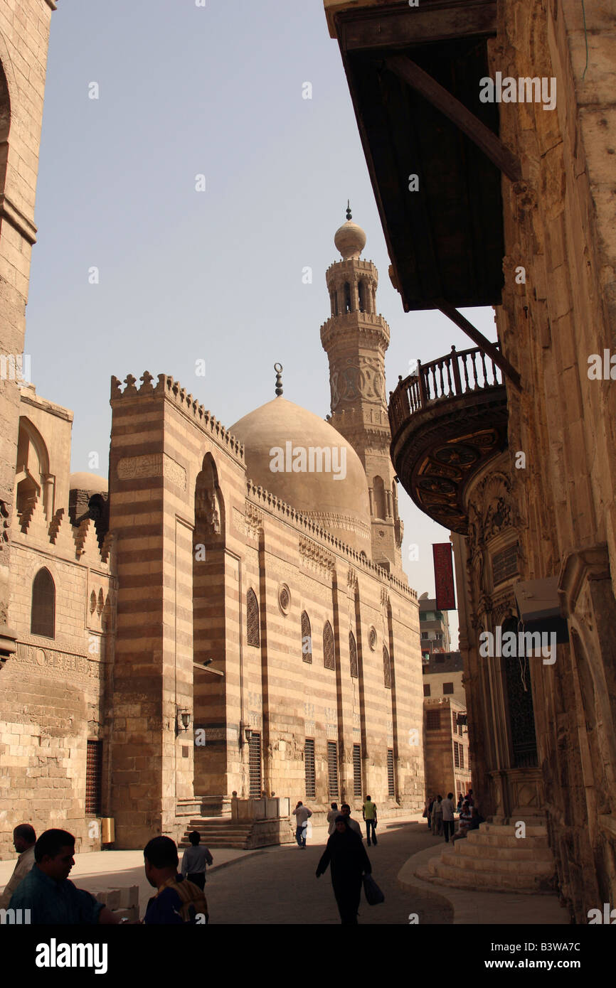 Al muizz al din street hi-res stock photography and images - Alamy
