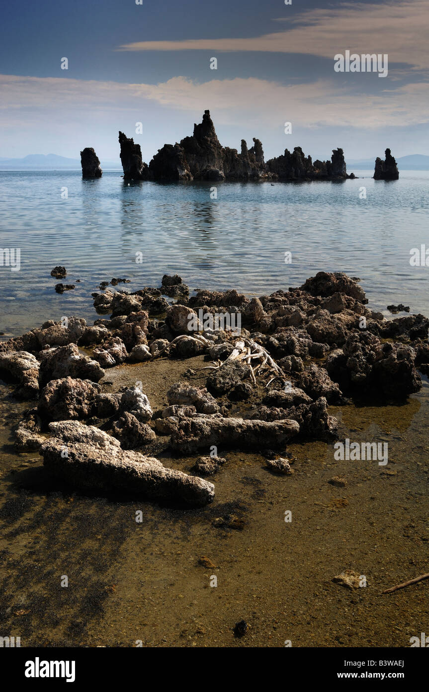 General landscape of Mono Lake Stock Photo - Alamy