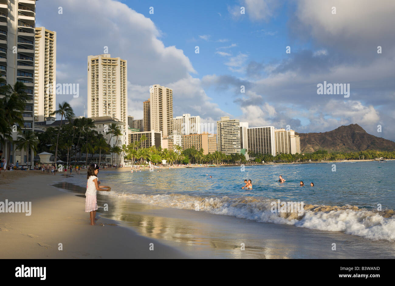 Waikiki Beach and Diamond Head Volcanic Crater Honolulu Oahu Pacific ...