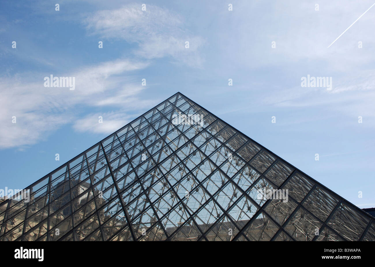 Glass Pyramid main entrance The Louvre Paris Stock Photo - Alamy