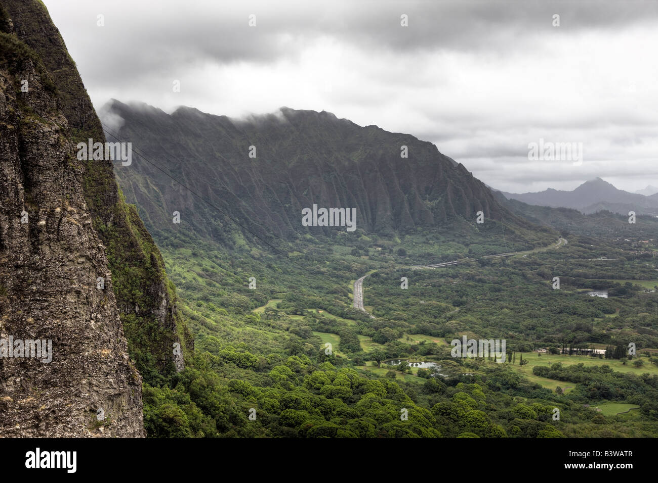 View of Nuuanu Pali Lookout Oahu Pacific Ocean Hawaii USA Stock Photo ...
