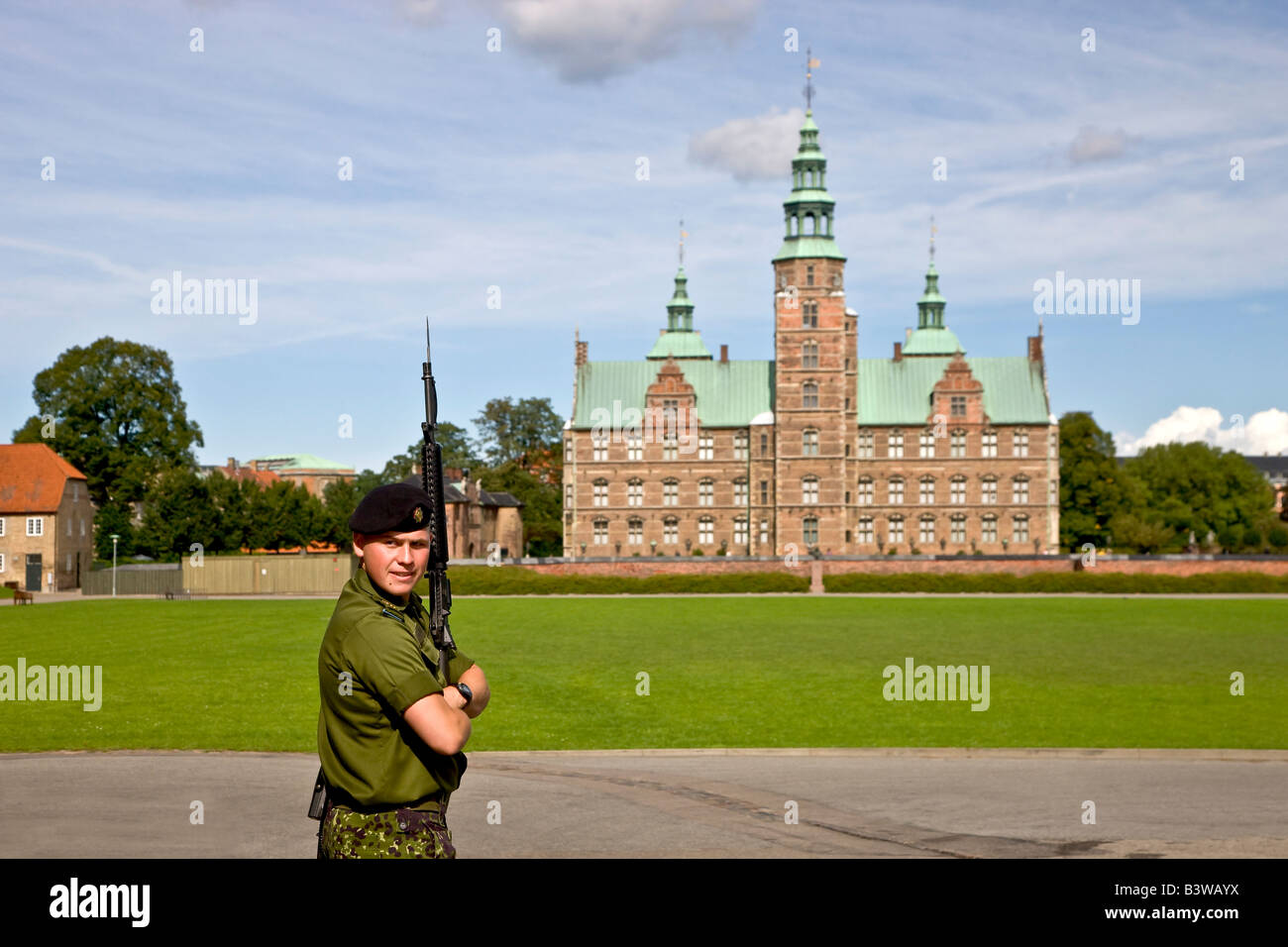 Man in front of castle hi-res stock photography and images - Alamy