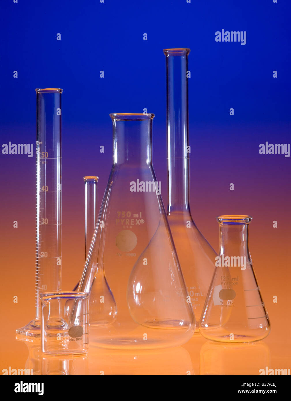 Erlenmeyer conical Florence flask borosilicate glass Volumetric flask ... Erlenmeyer conical Florence flask borosilicate glass Volumetric flask ...