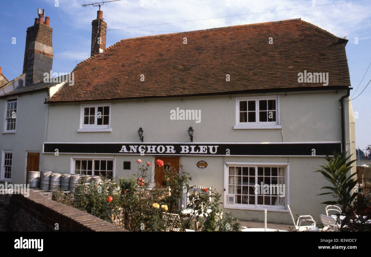Anchor bleu hi-res stock photography and images - Alamy