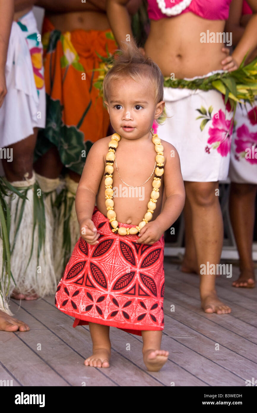 Oceania, Polynesia, Cook Islands, Rarotonga. Young Rarotongan child in ...