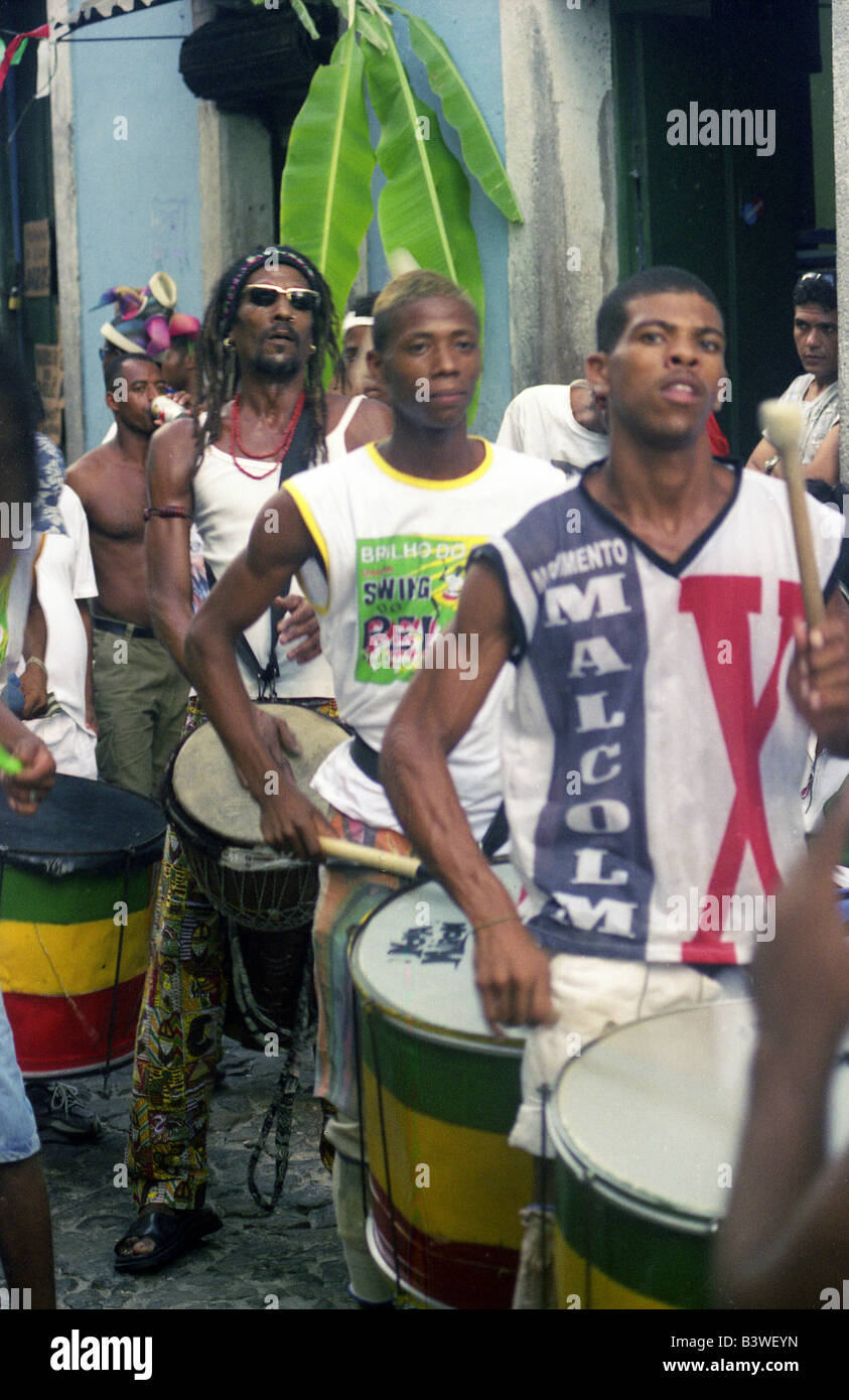 Surdo drum hi-res stock photography and images - Alamy