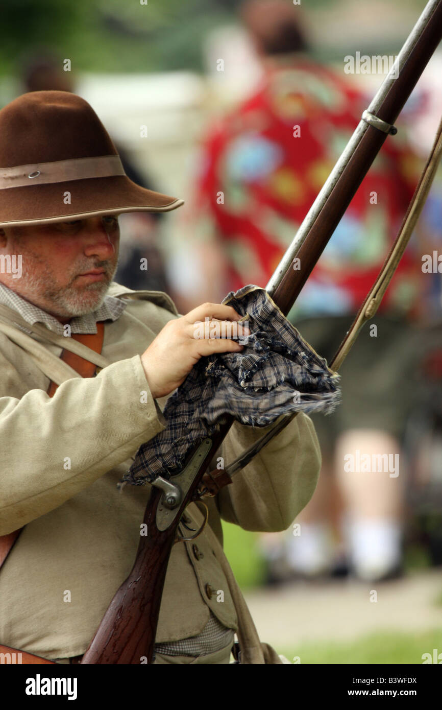 Gun cleaning 1800s hi-res stock photography and images - Alamy