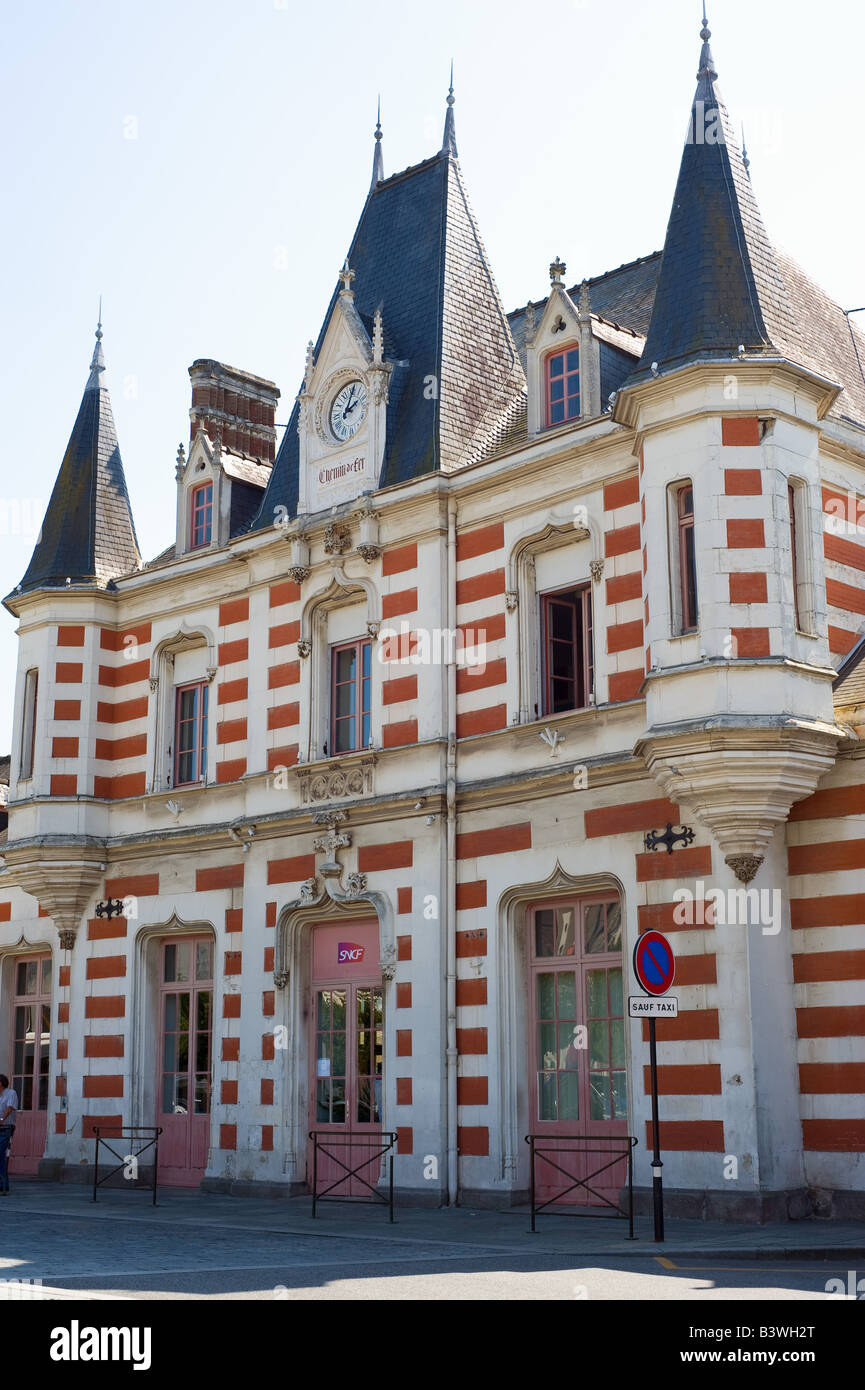 NEO GOTHIC RAILWAY STATION 1855 "VITRE" 19TH CENTURY TRAIN STATIONS ...