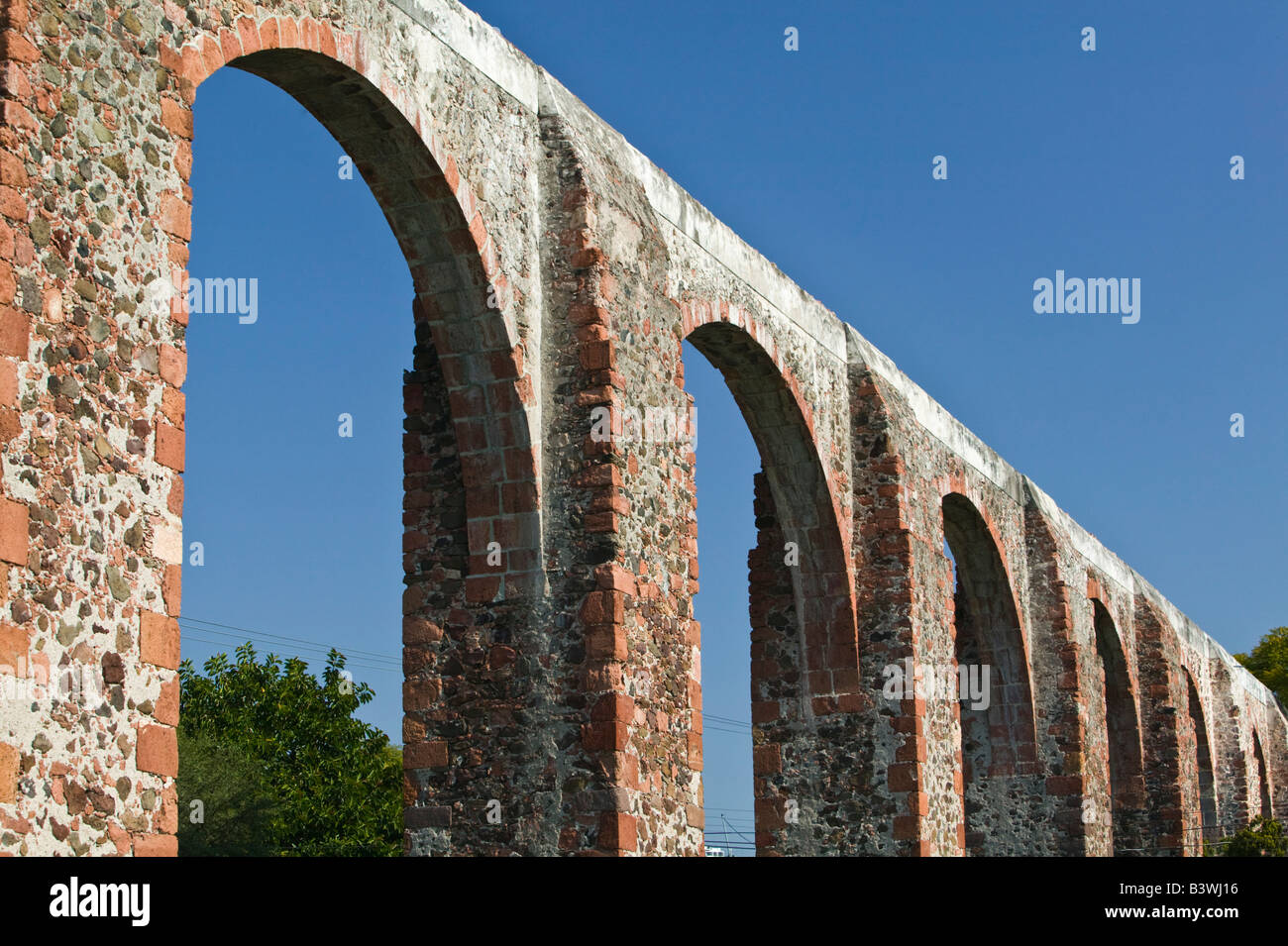 Los arcos queretaro hi-res stock photography and images - Alamy