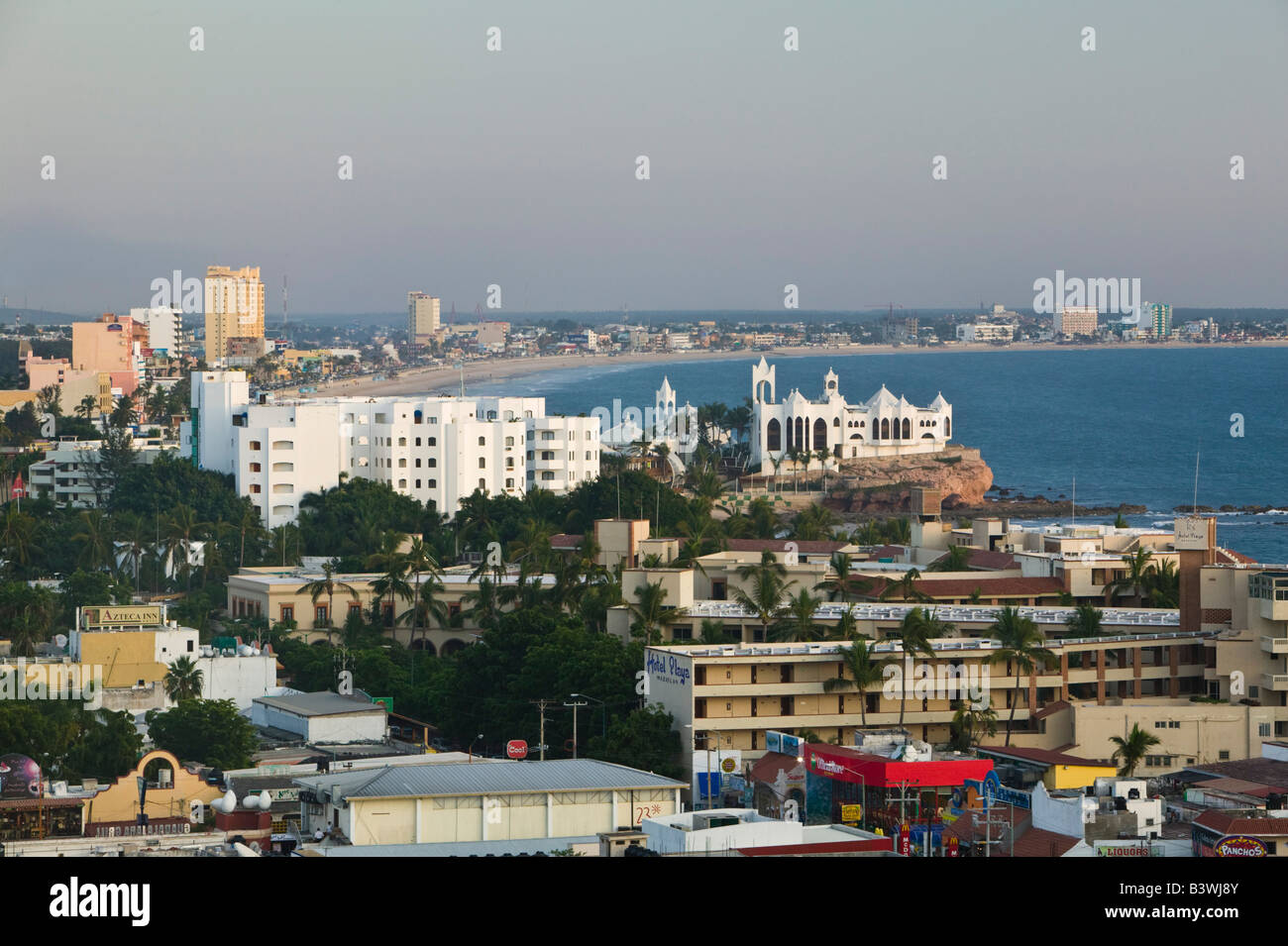 Zona dorada mexico hi-res stock photography and images - Alamy