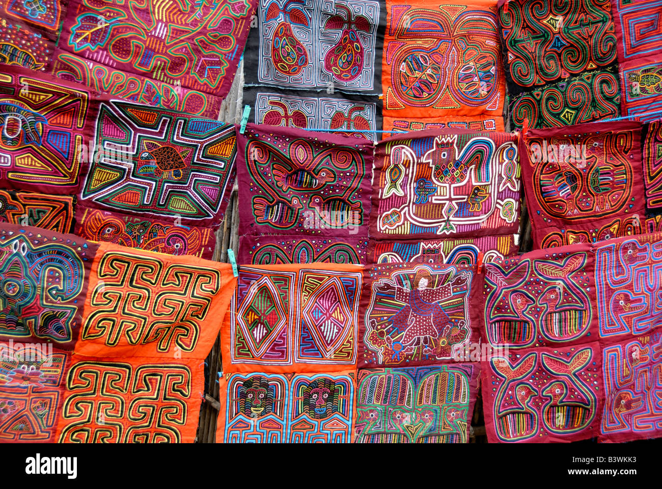 Central America, Panama, San Blas Islands (aka Kuna Yala). Colorful ...