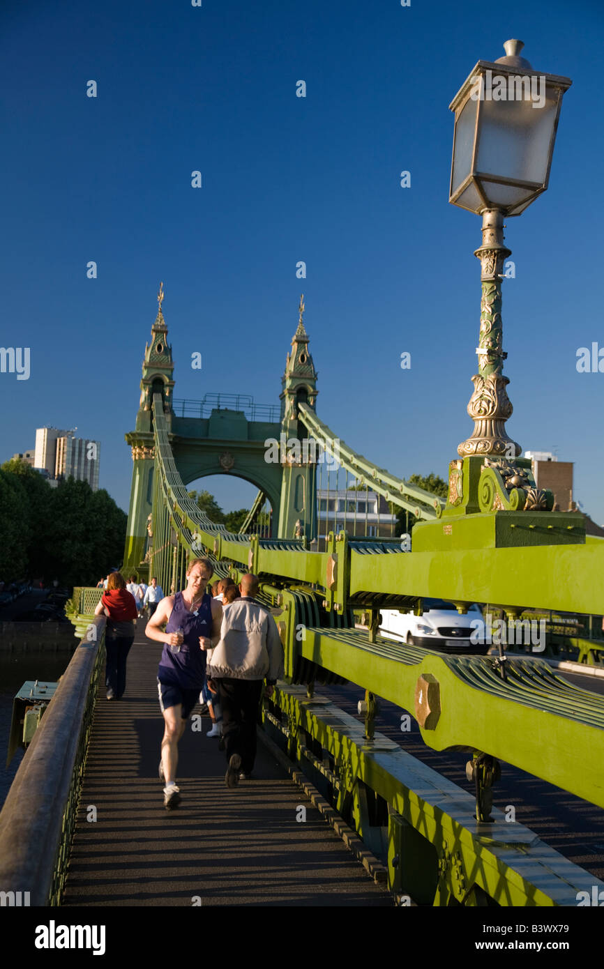 Hammersmith bridge london hi-res stock photography and images - Alamy