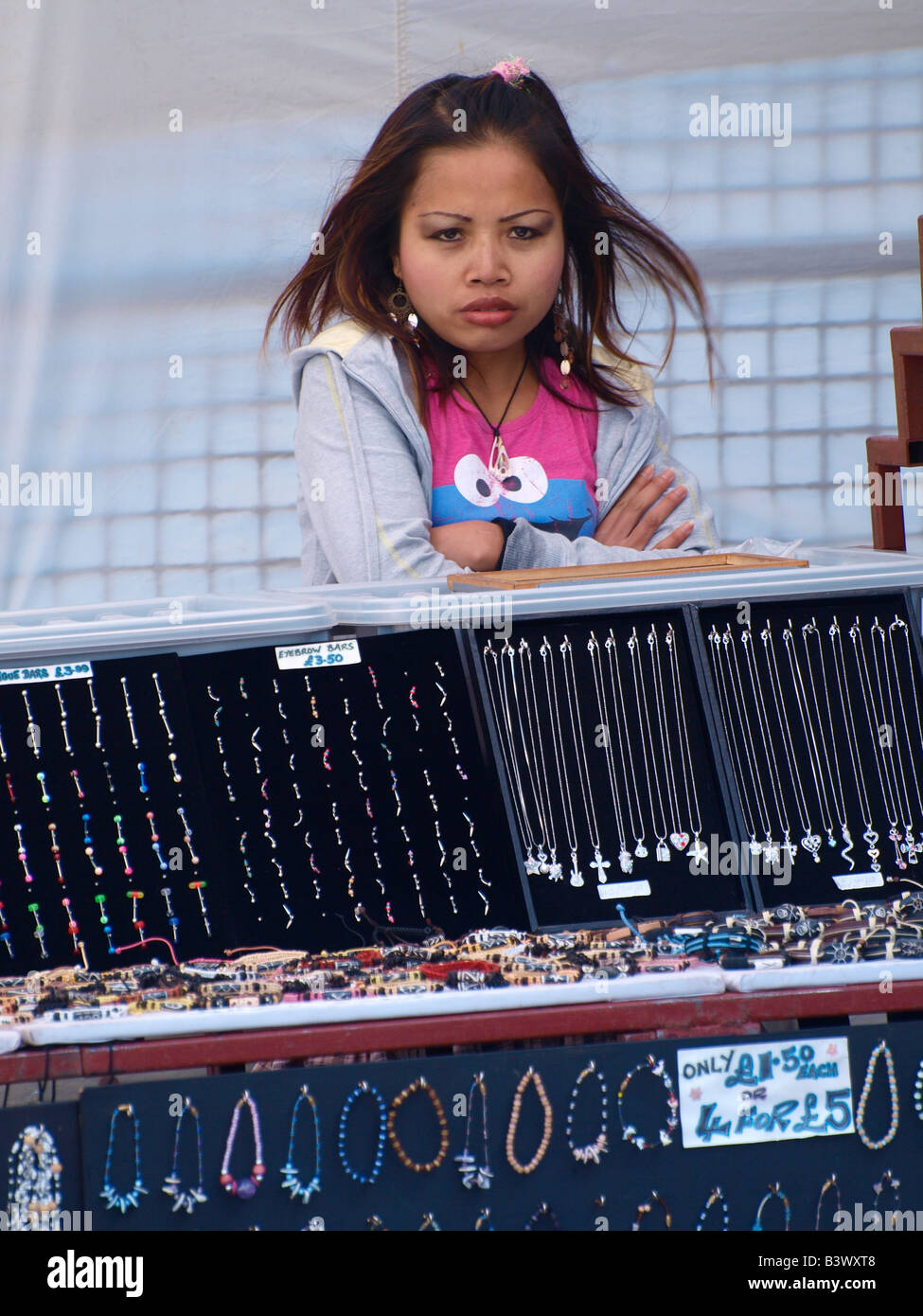 Asian street vendor Stock Photo - Alamy