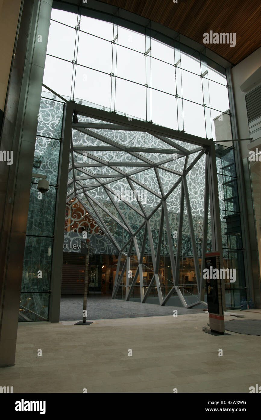 Glass covered bridge, Highcross Shopping Centre, Leicester Stock Photo ...