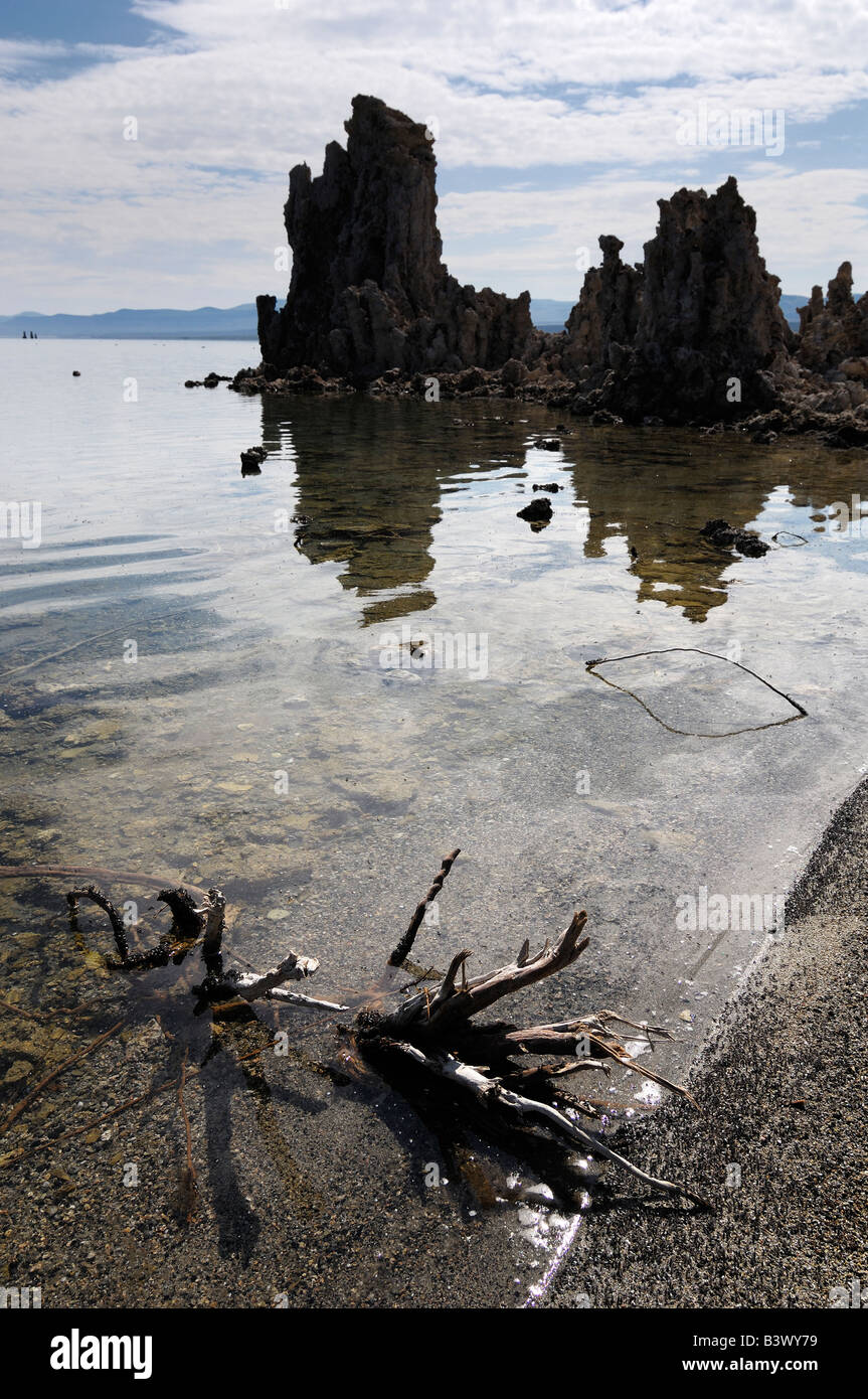 General landscape of Mono Lake Stock Photo - Alamy