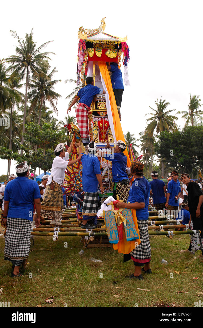 traditional balineseHindu funeral procession transporting a body for ...