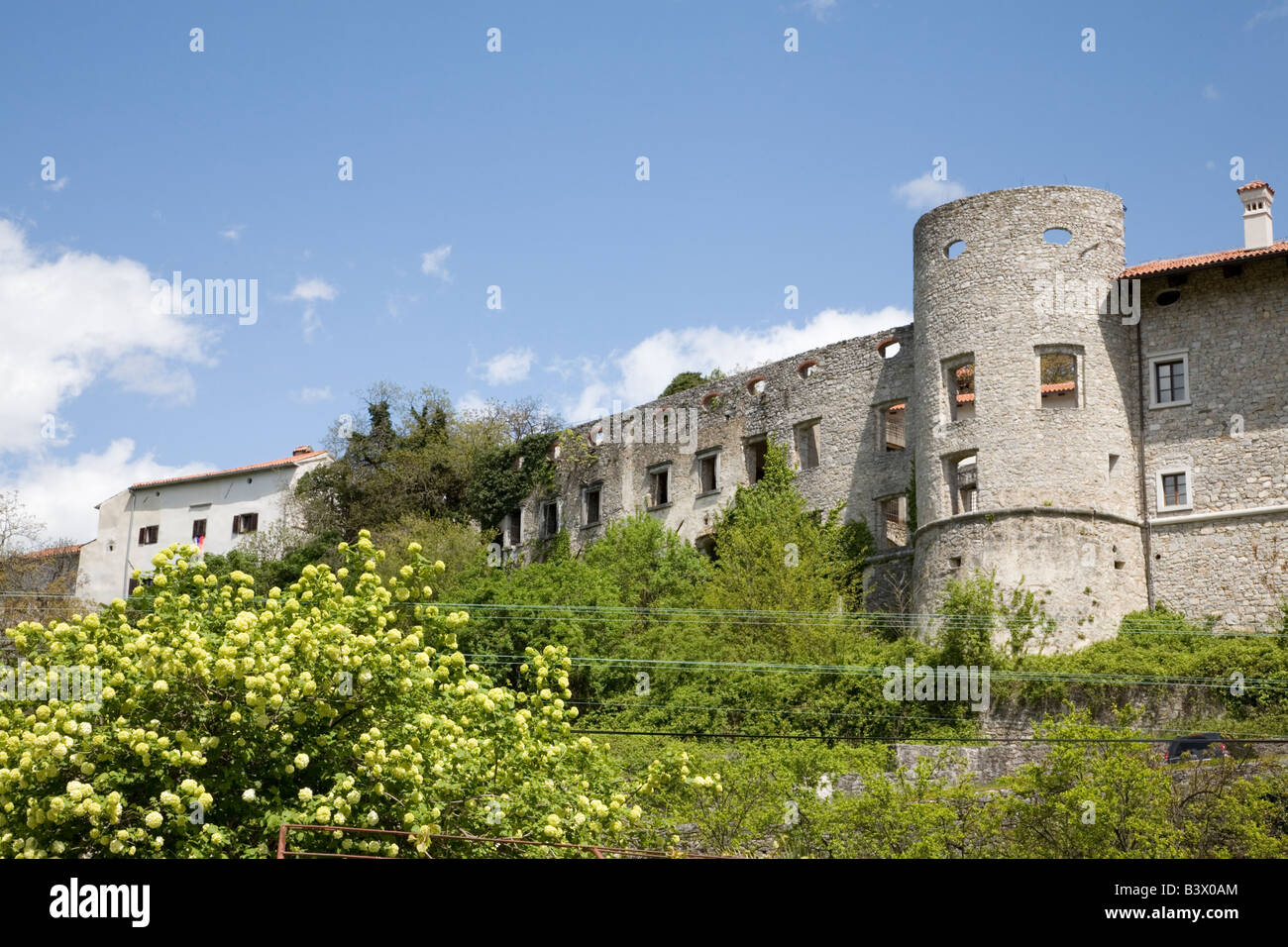 Stanjel castle Karst region Slovenia Stock Photo - Alamy
