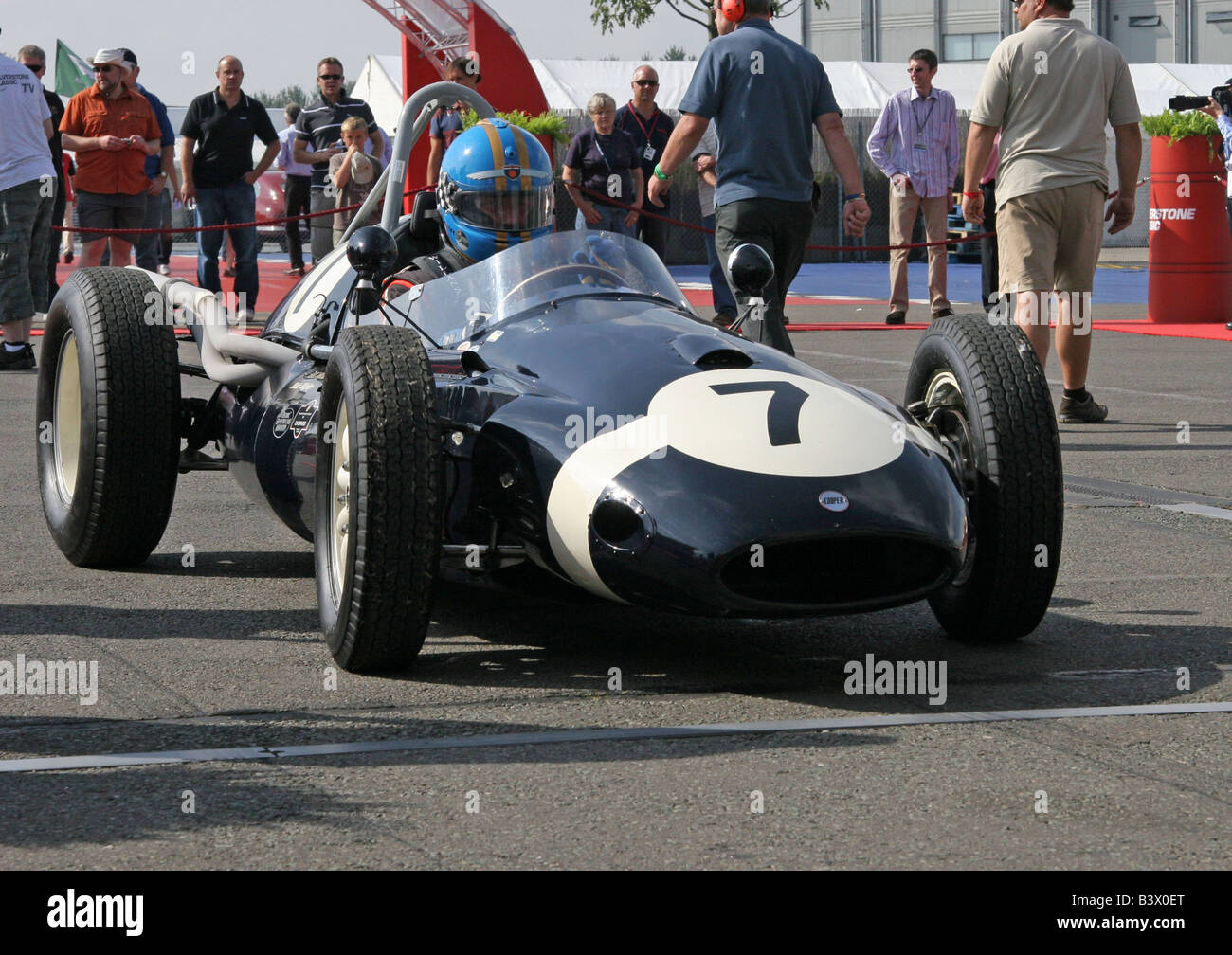 Silverston classic car racing Stock Photo - Alamy