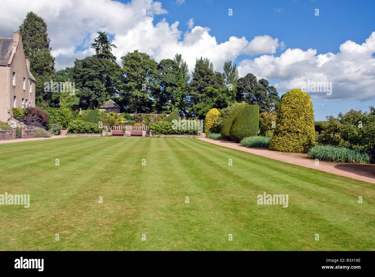 Crathes Castle nr Banchory Aberdeenshire Scotland Stock Photo - Alamy