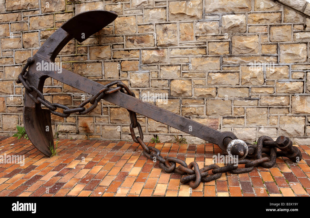 Ships anchor hi-res stock photography and images - Alamy