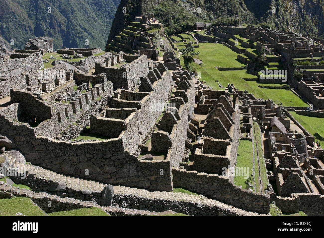 machu pichu Peru tours tourist destination ruins Stock Photo - Alamy