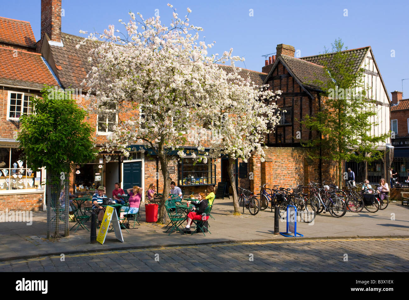 street cafe college street york Stock Photo - Alamy