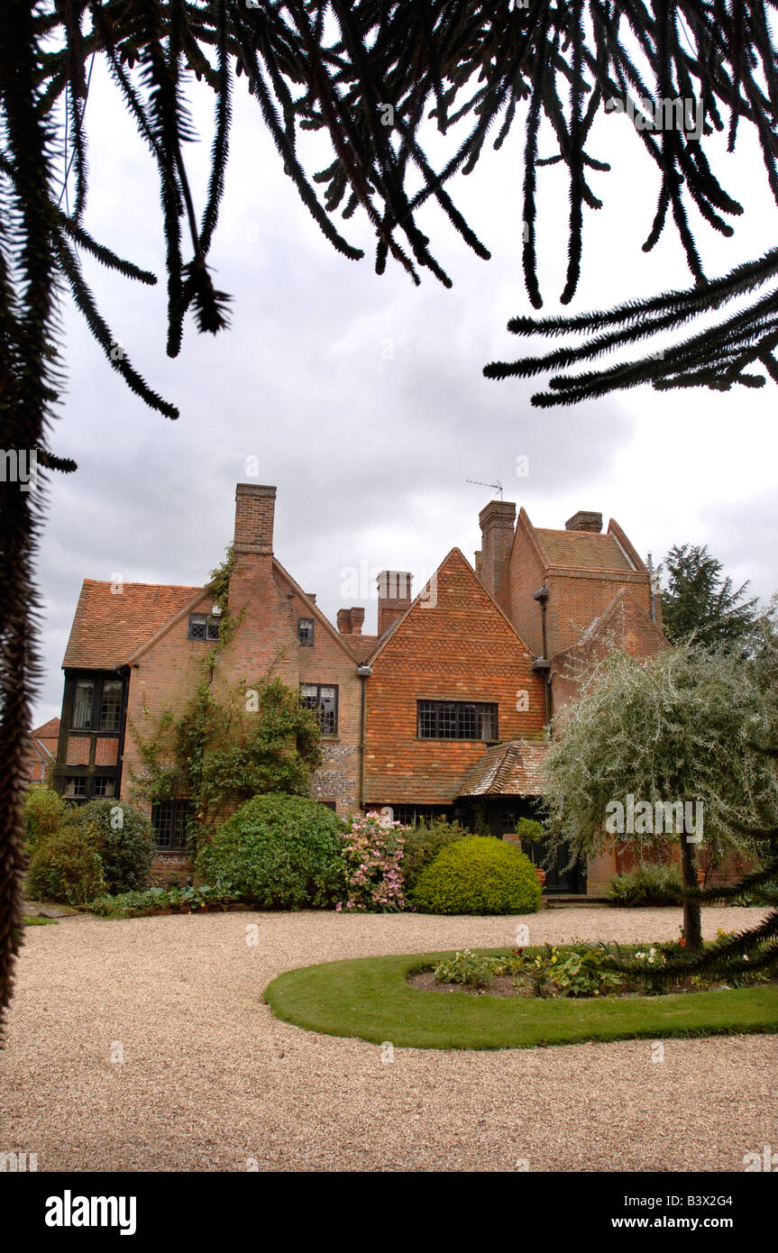 The manor studio hi-res stock photography and images - Alamy
