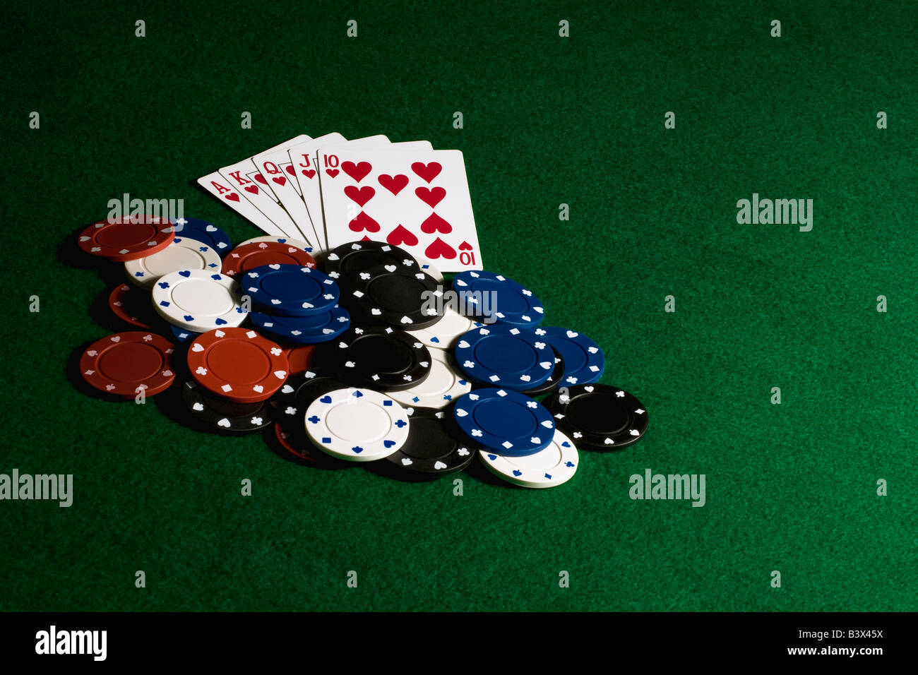 Pile of chips hi-res stock photography and images - Alamy