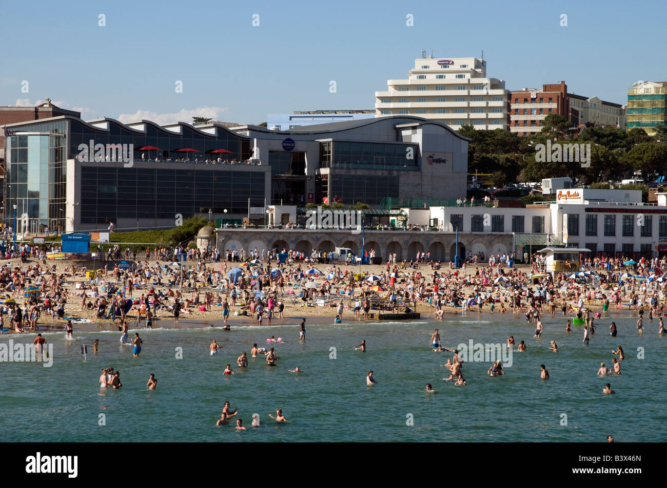 Crowded Bournemouth beach UK Stock Photo - Alamy