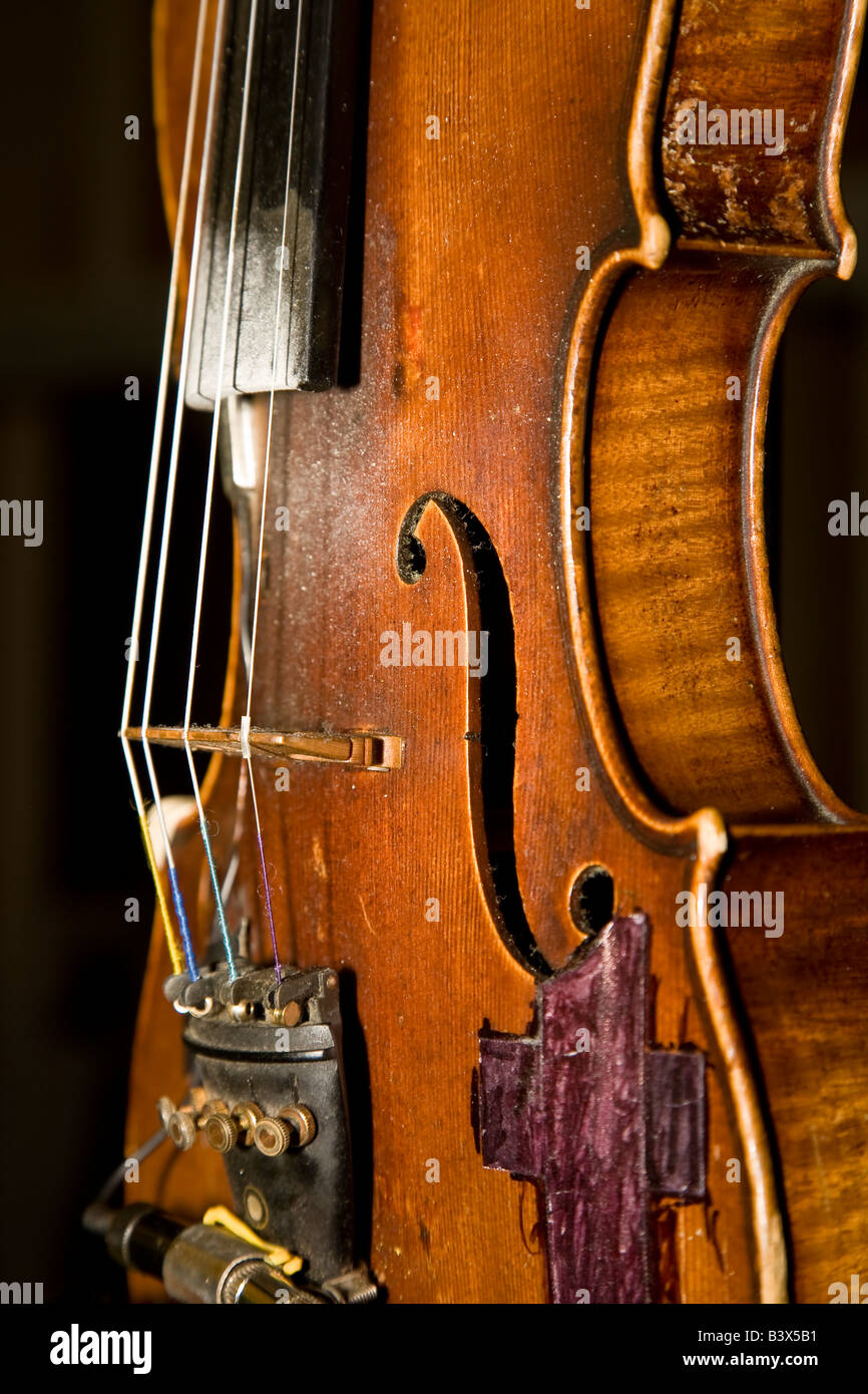 Viola violin hi-res stock photography and images - Alamy