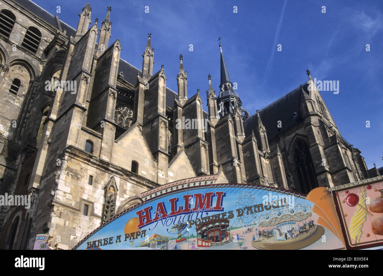 Basilica of saint quentin hi-res stock photography and images - Alamy