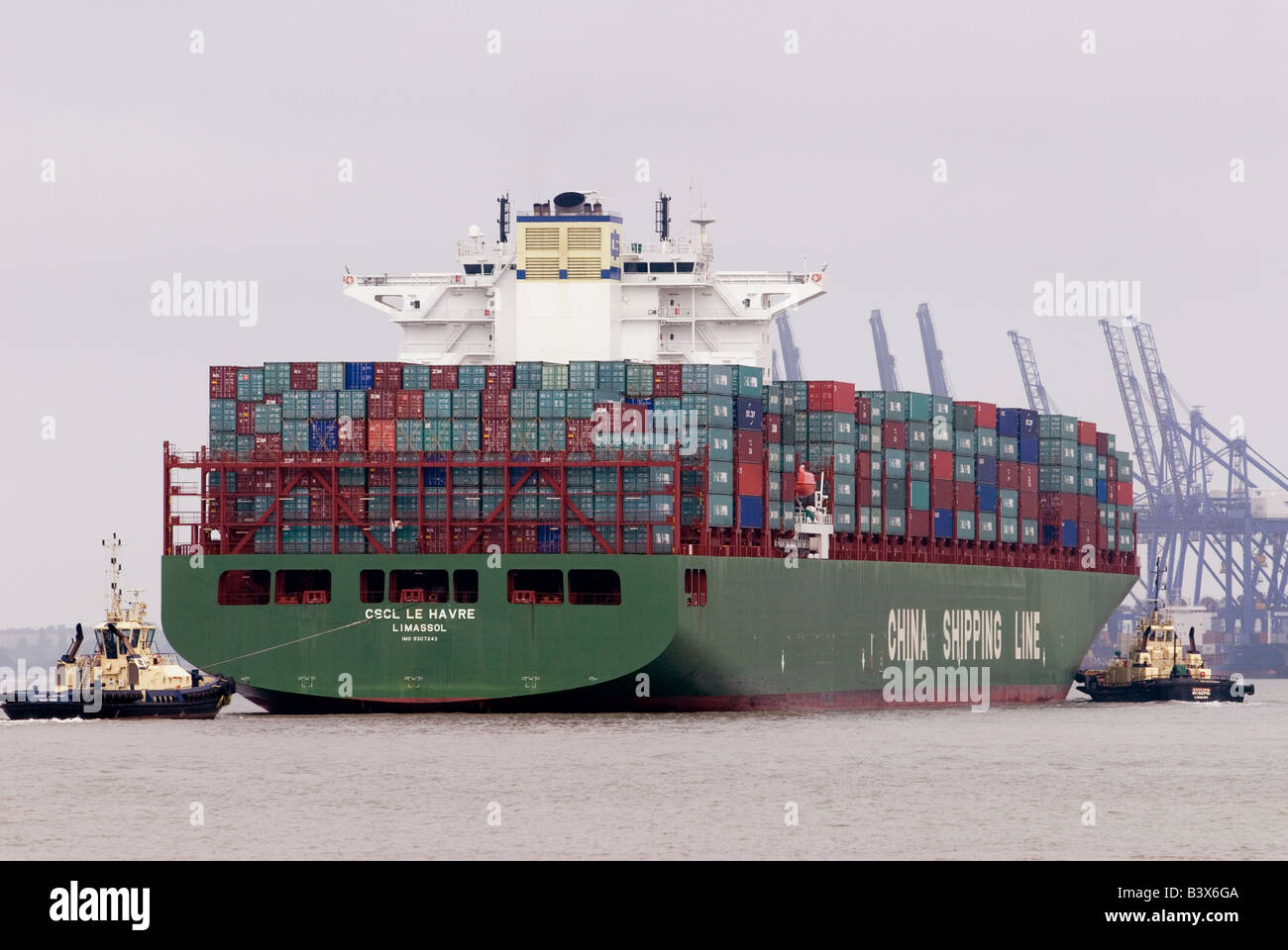 Container ship arriving at the Port of Felixstowe, Britain's largest ...