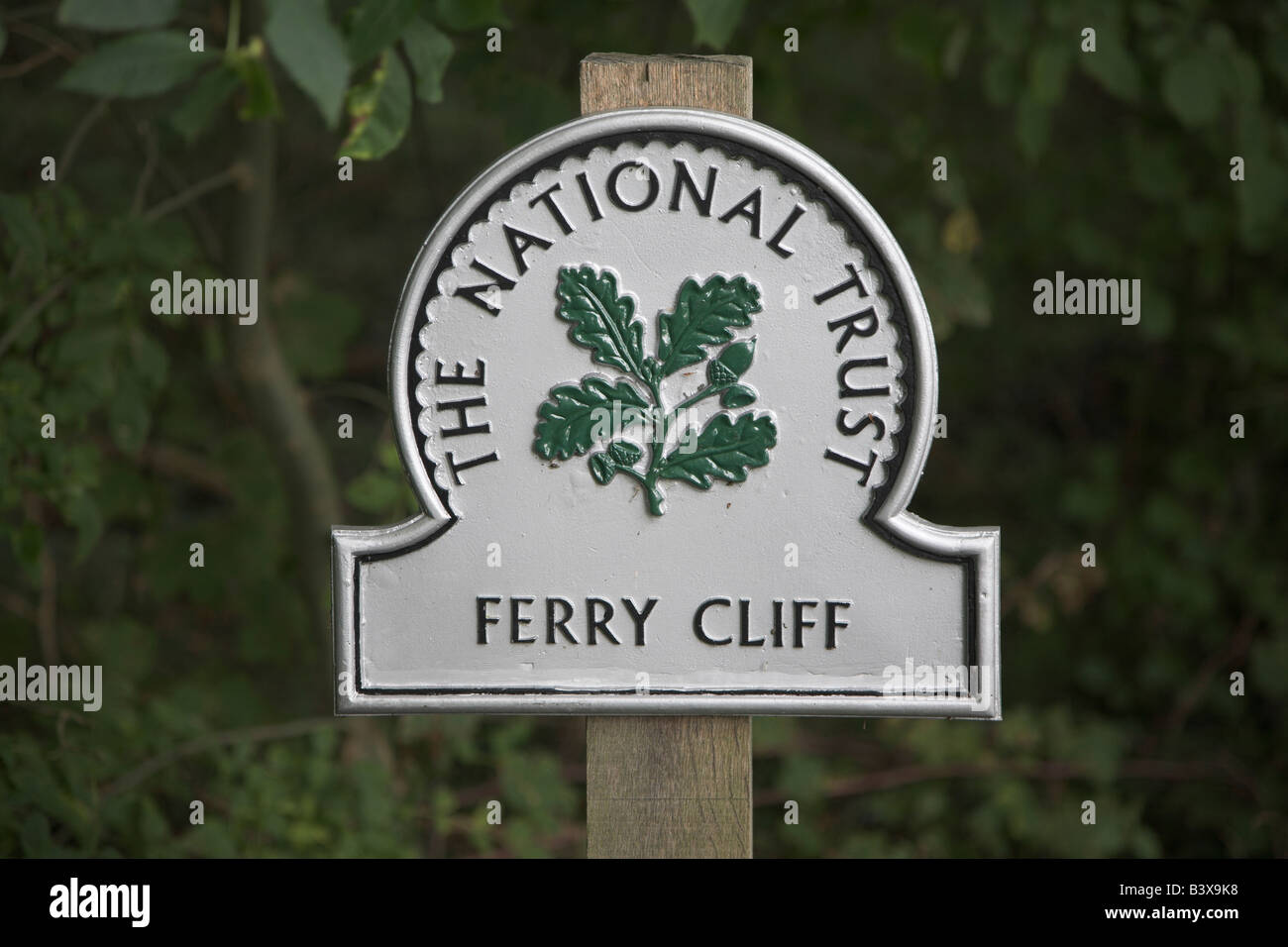 National trust logo hi-res stock photography and images - Alamy