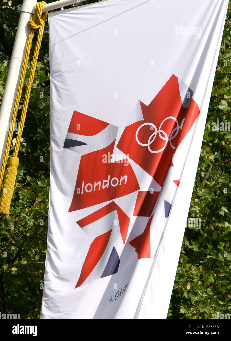 2012 olympic flag hi-res stock photography and images - Alamy