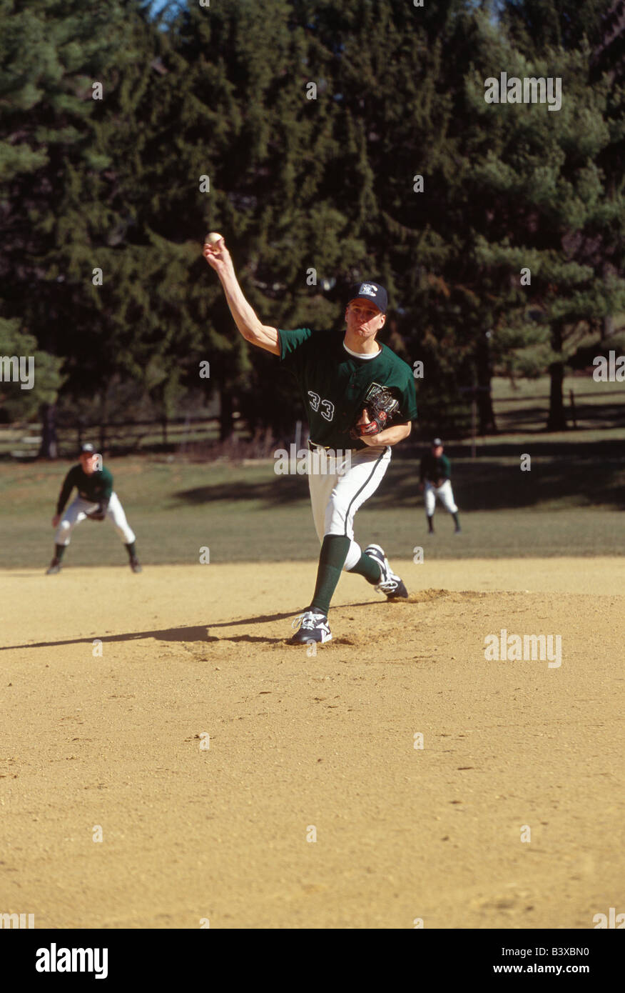 Children throwing a ball school hi-res stock photography and images - Alamy