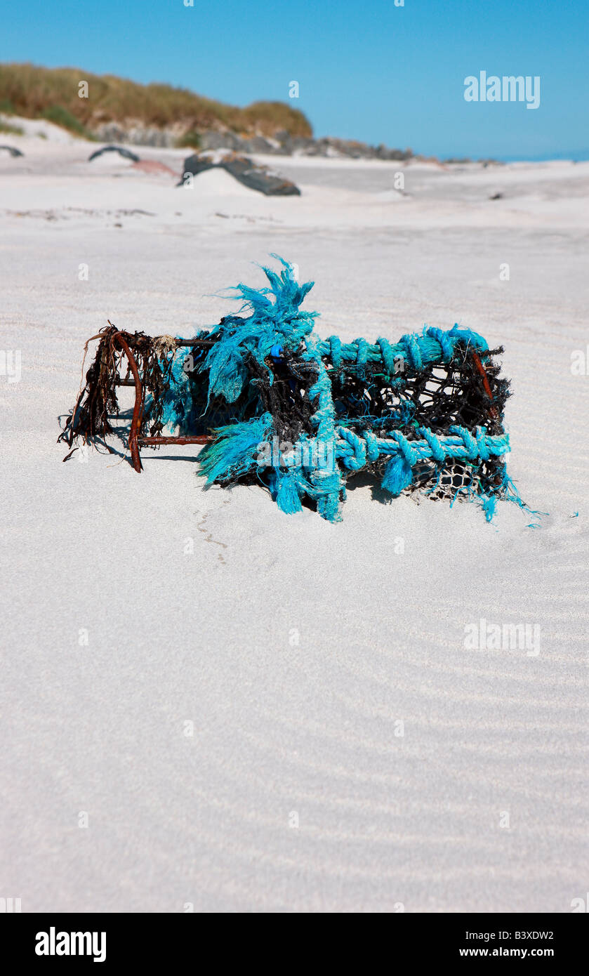 Shellfish fishing creel hi-res stock photography and images - Alamy