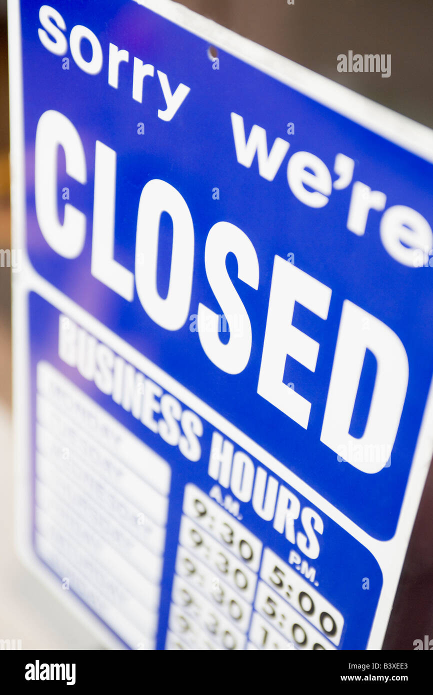 Closed Shop Sign Stock Photo - Alamy